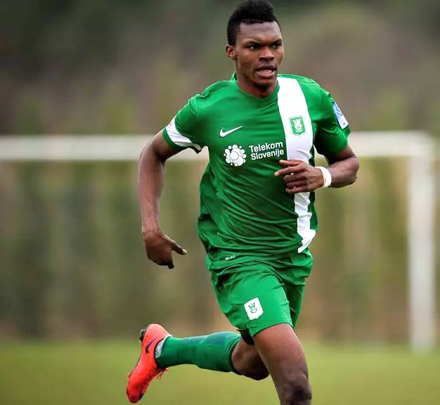 Blagoslovljeni Blessing Eleke o tem, zakaj daruje denar | Nova24TV