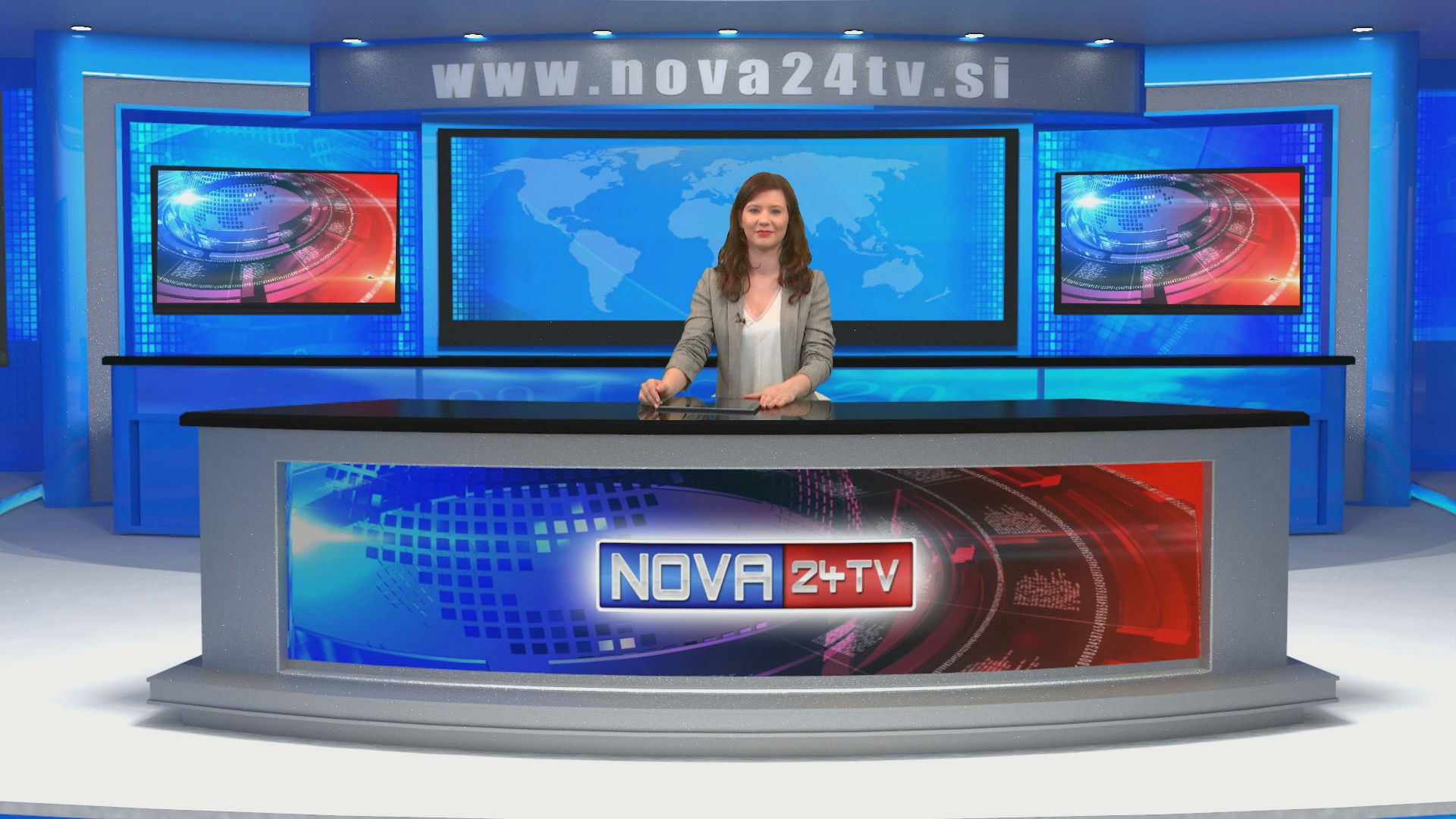 Urška Vrečar, Nova24TV, studio | Nova24TV