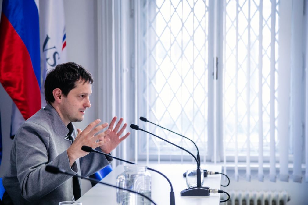 “Kaviar socialisti, j*** vam pas mater!” | Nova24TV