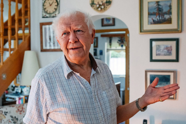 Keith Miles: Britanci imamo hud odpor do tega, da bi nam vladali od ...