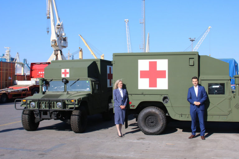 Nova pridobitev za slovensko vojsko, Združene države Amerike donirale ...