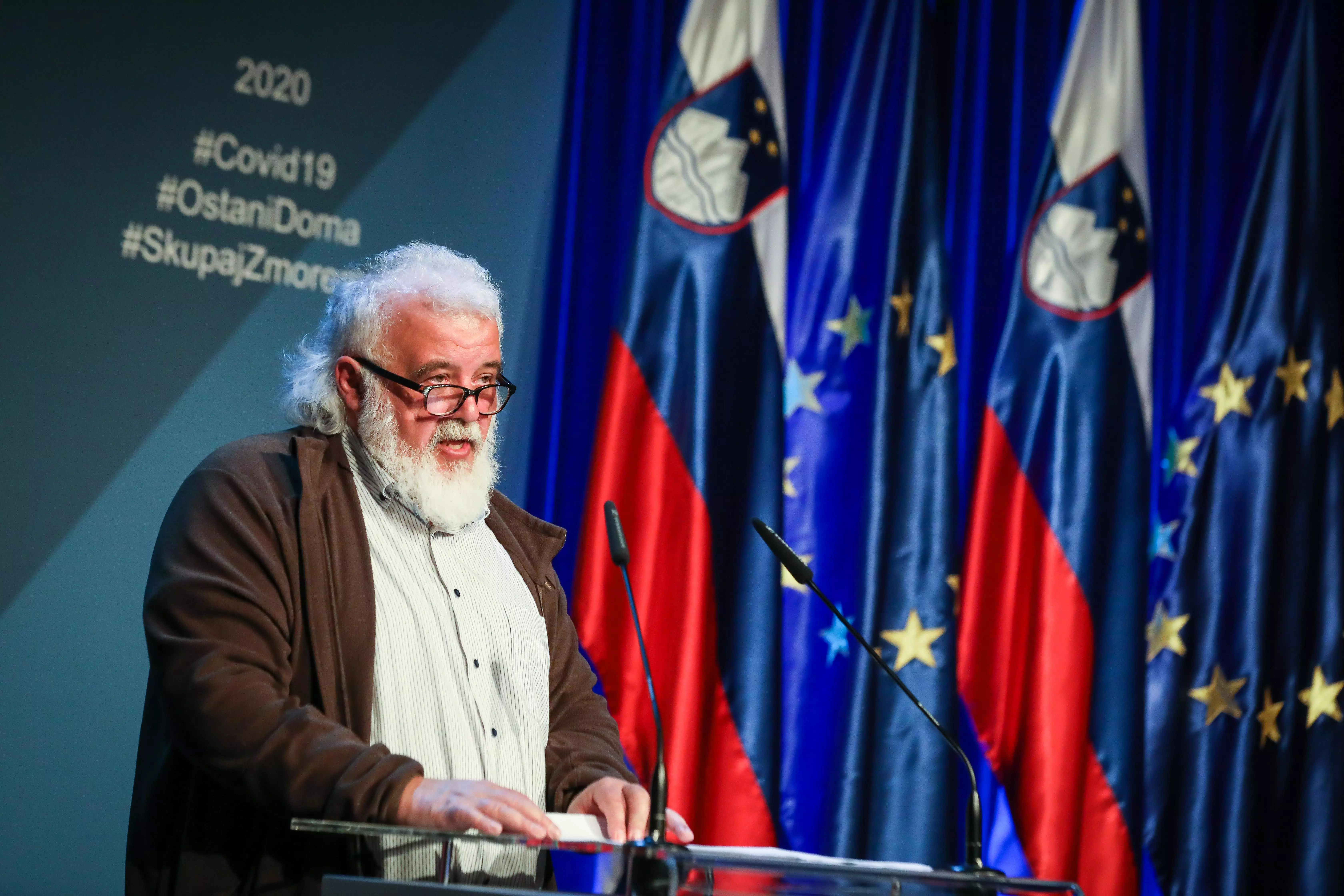 Svet NIJZ za novega direktorja izbral Milana Kreka | Nova24TV