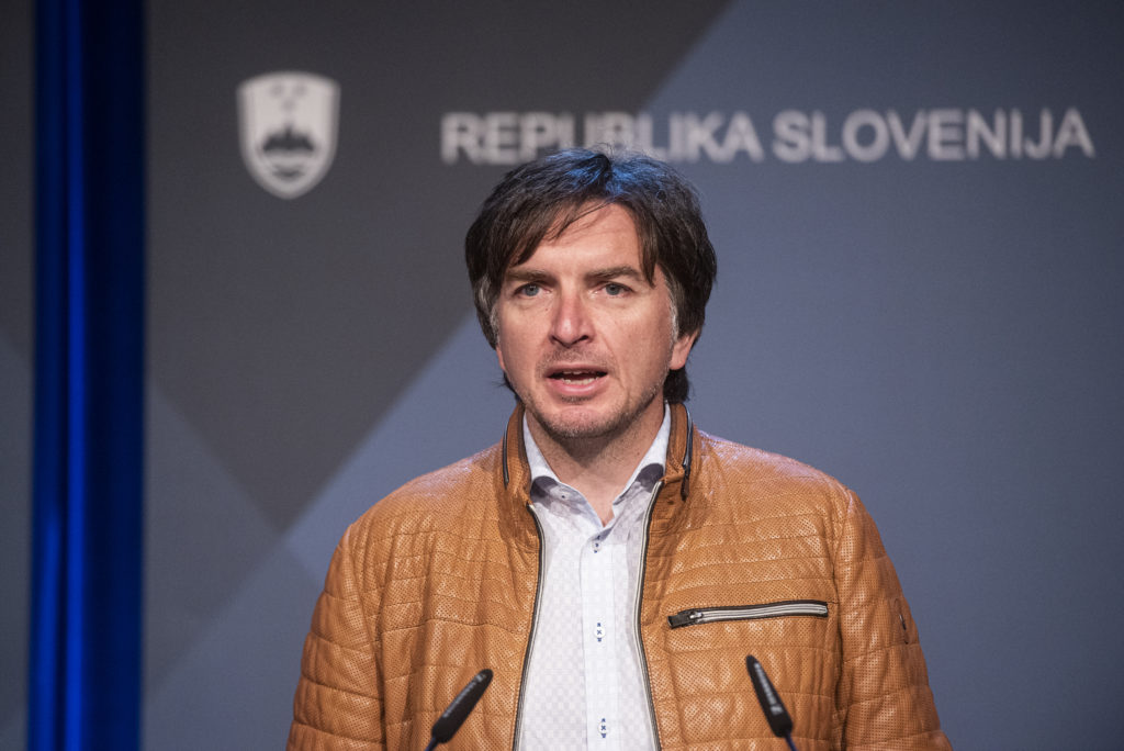 Direktor klinike Golnik dr. Aleš Rozman jasno: “Na nobeni točki nismo ...