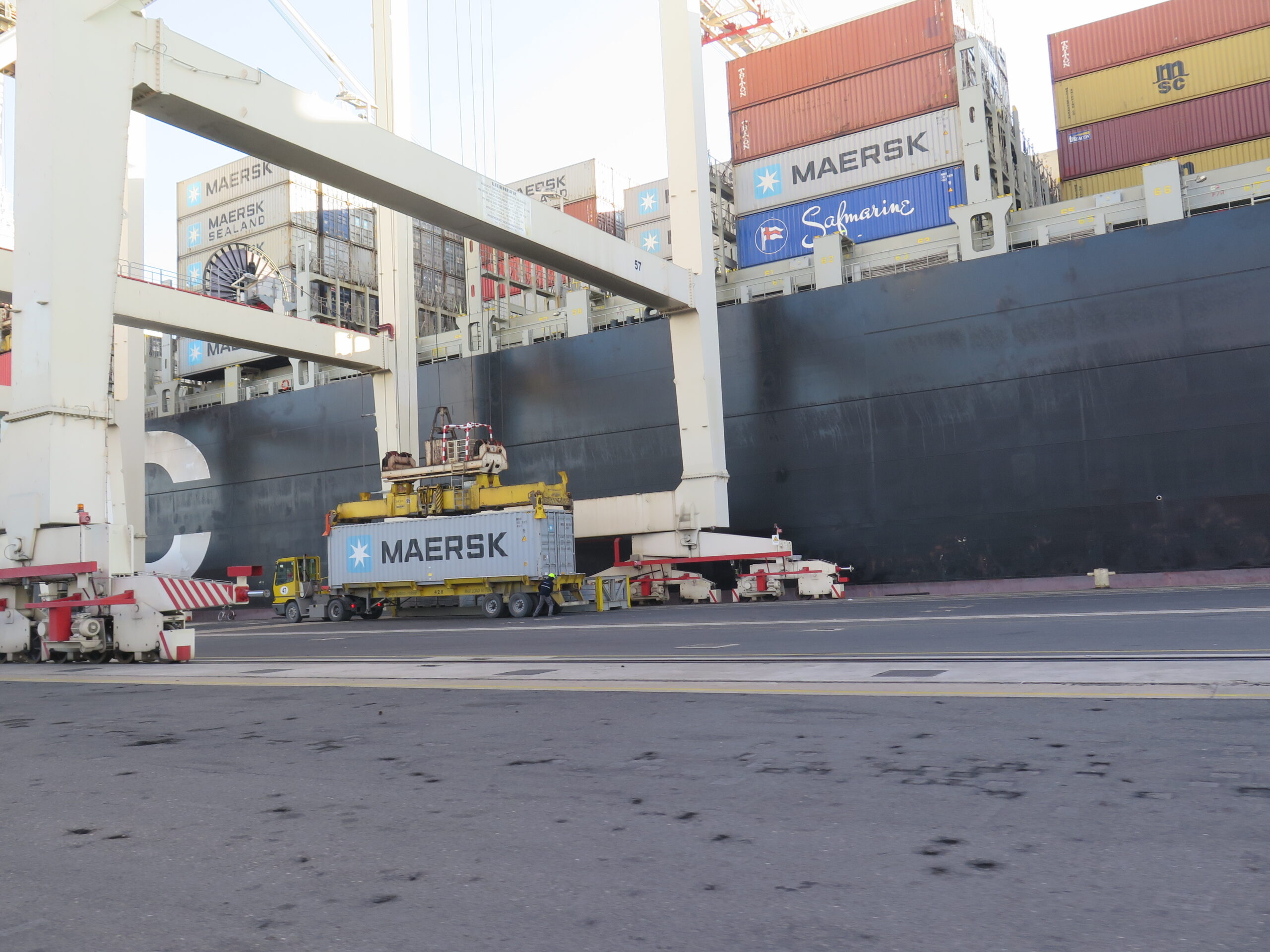 Luka Koper, kontejnerski terminal Luke Koper.Luka Koper.Arhiv STA ...