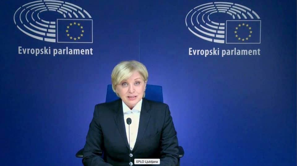 Foto Facebook Romana Tomc | Nova24TV