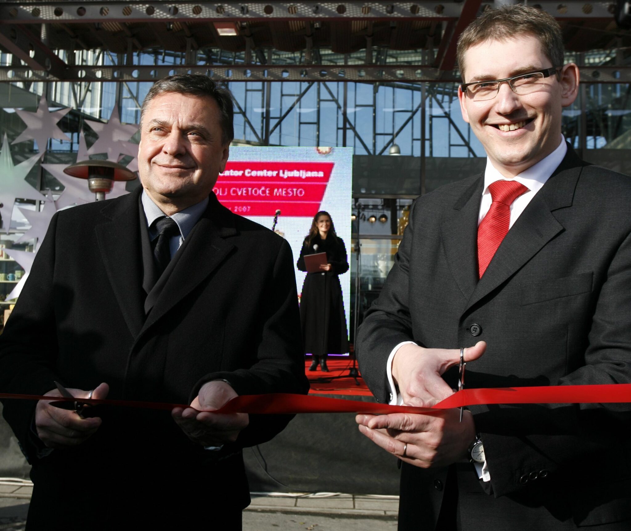 Telekom v primežu tranzicije: Predsednik uprave SDH Debeljak je po ...