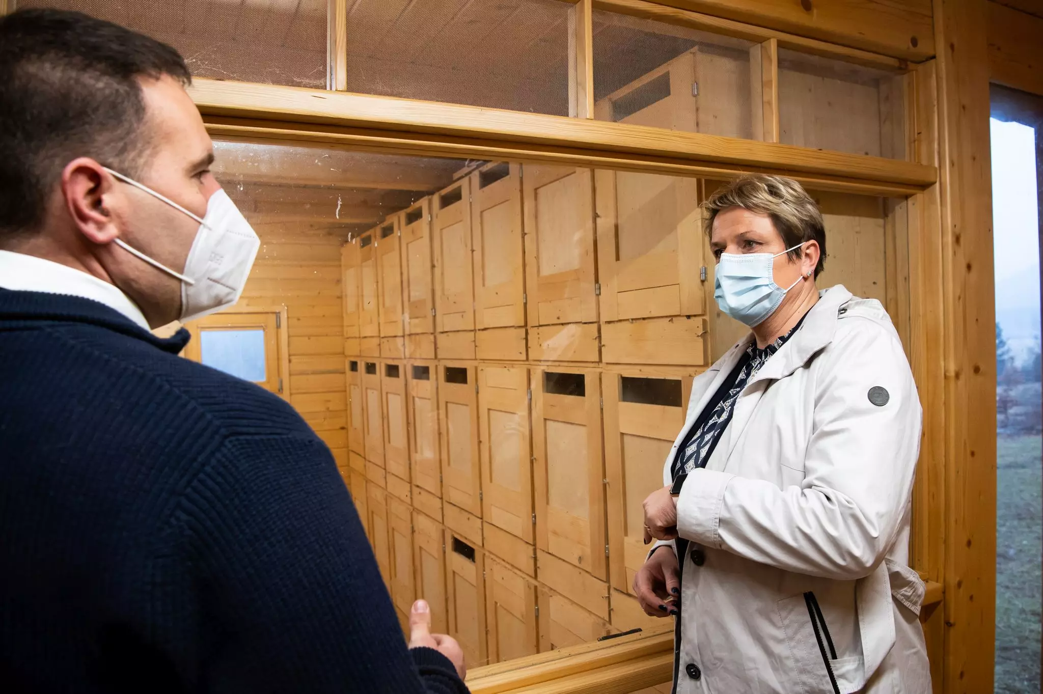 Vtisi gostiteljev ob vladnem obisku primorsko-notranjske regije ...