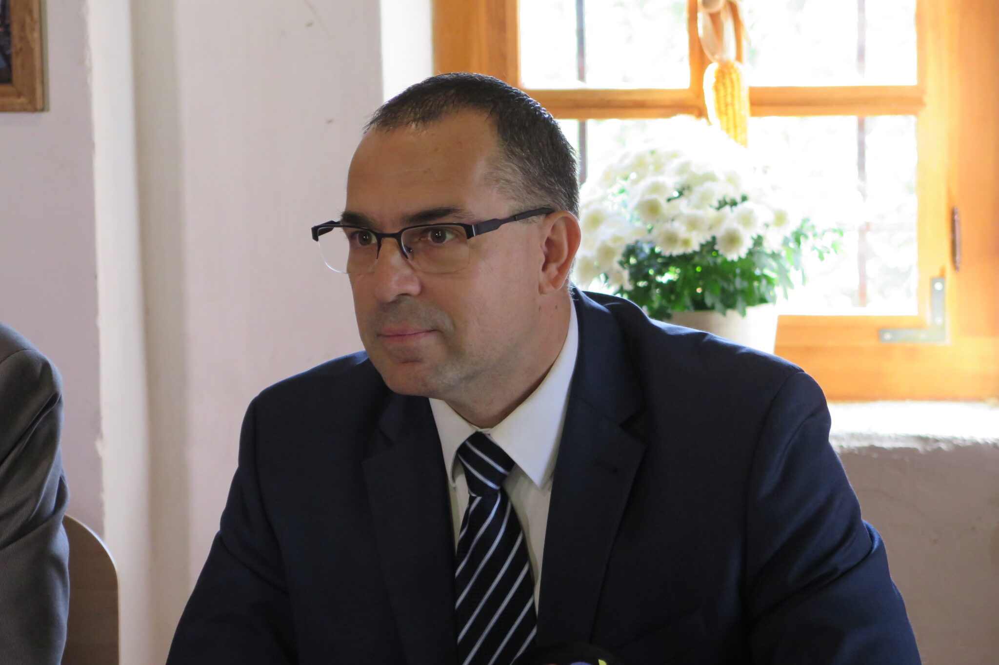 Dejan Kaloh ob Ruski kapelici blažen med levičarji | Nova24TV