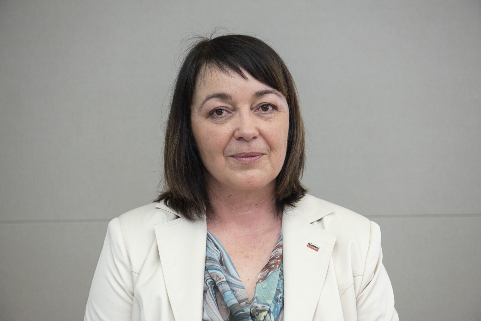 Vladna koalicija z zaničevanjem in vehemenco zavrnila priporočila za ...