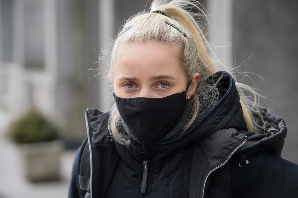 Proti Sari Štiglic podana kazenska ovadba zaradi spodbujanja k nasilju ...