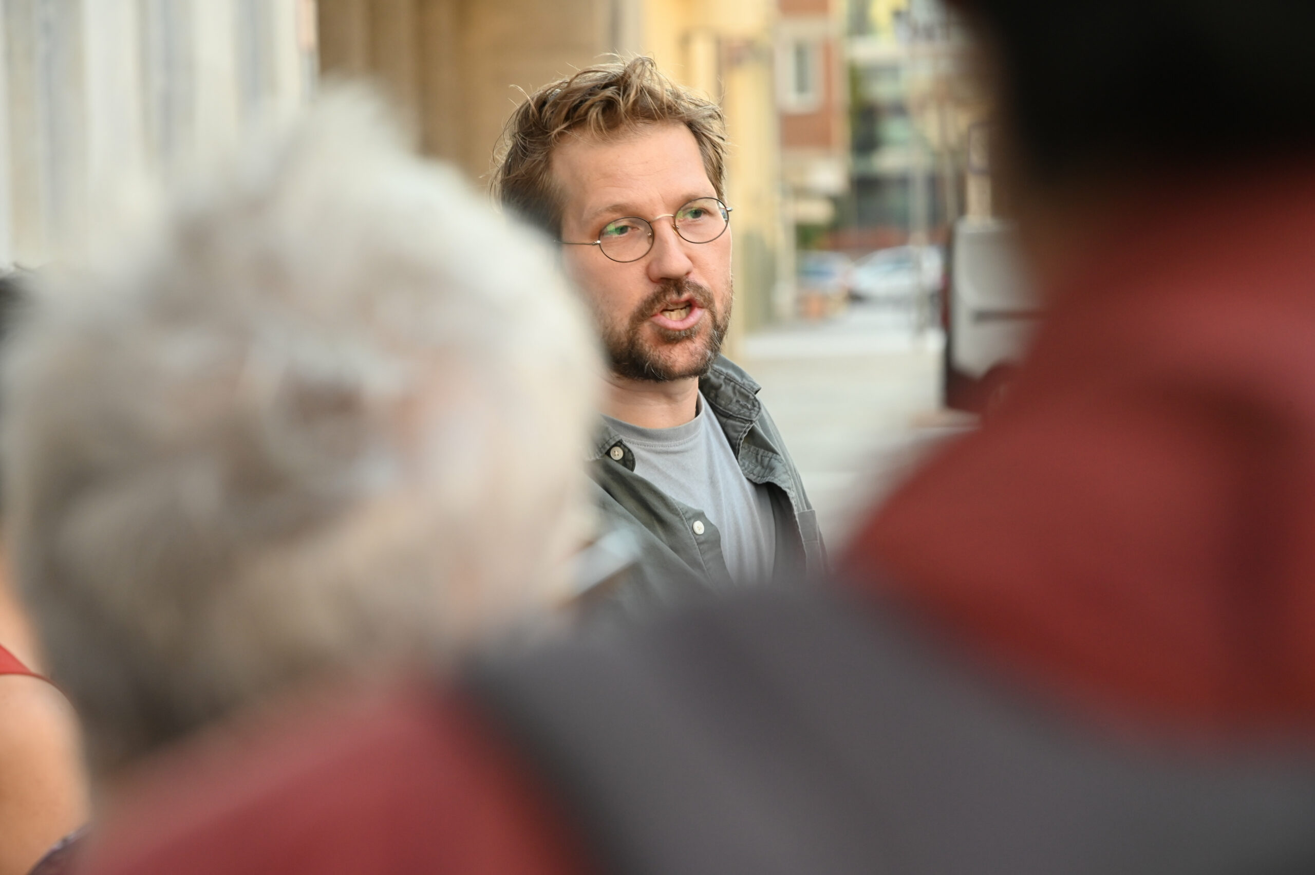 Boštjan M. Turk: Vse, kar počne Jenull, je zgrešeno in vzpostavljeno z ...