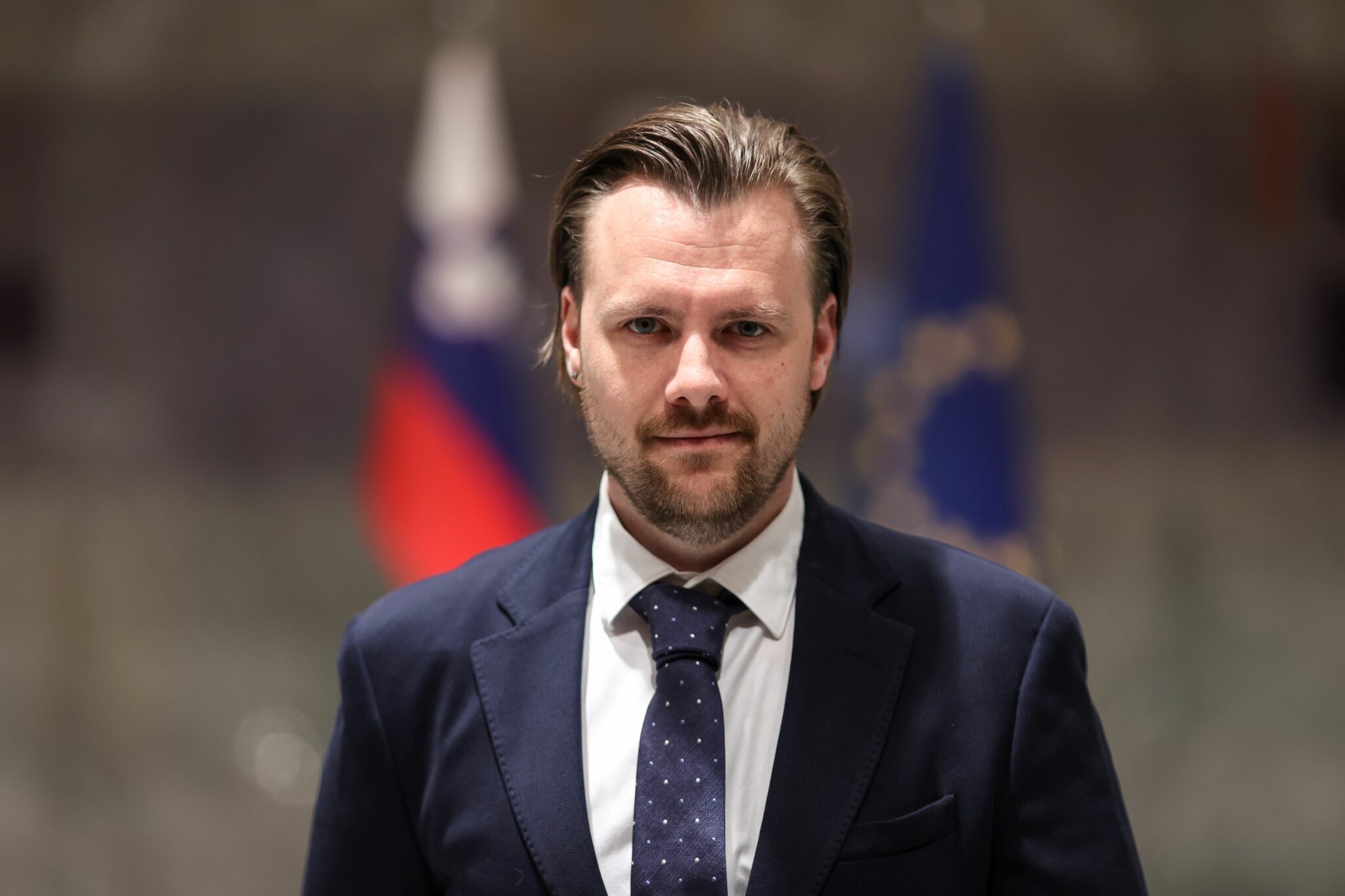 Popravek: Poslanec sovražne “Svobode” poslanske kolege označil za ...