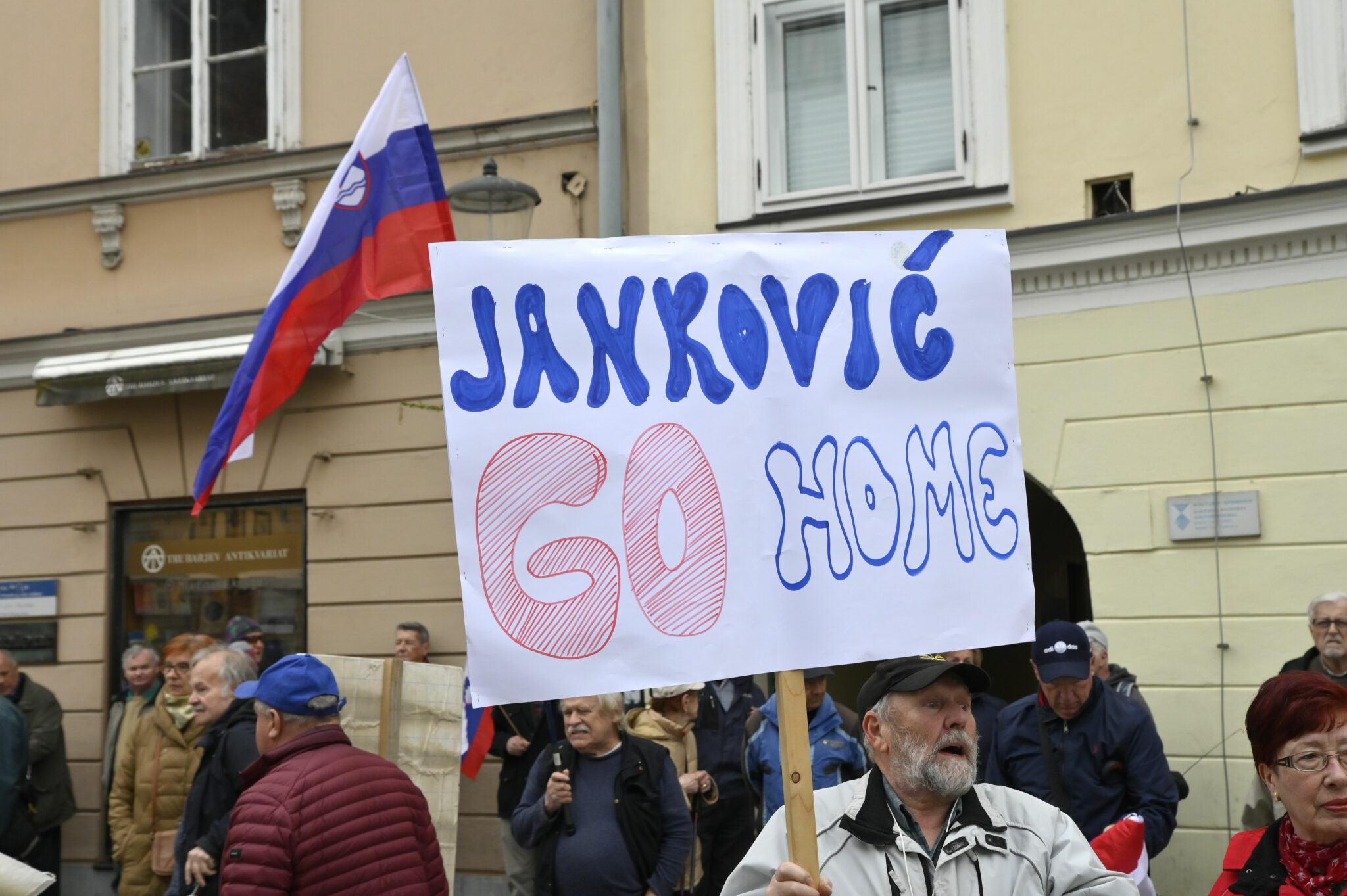 Protestirali bodo: “Del drekovoda je 100-odstono na črno – v zameno za ...