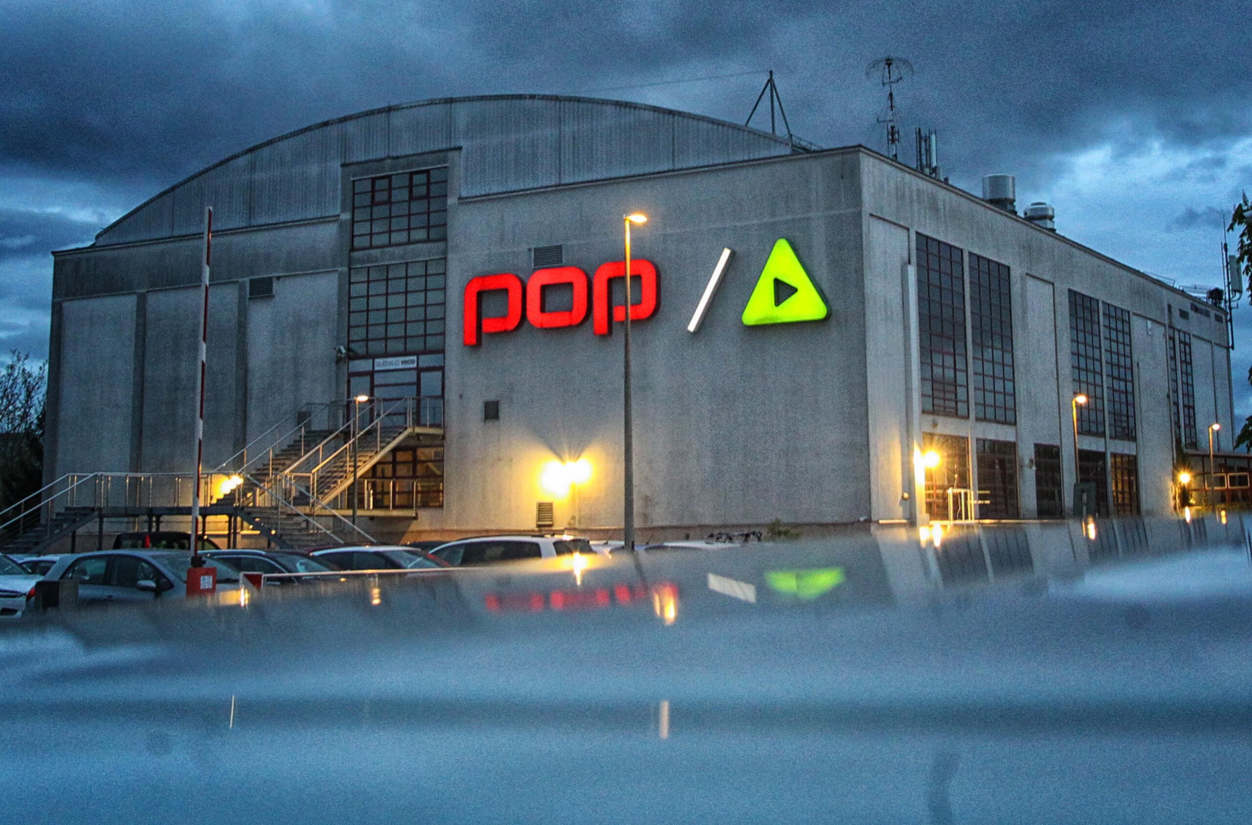 POP TV mastno služi na račun Telekoma | Nova24TV