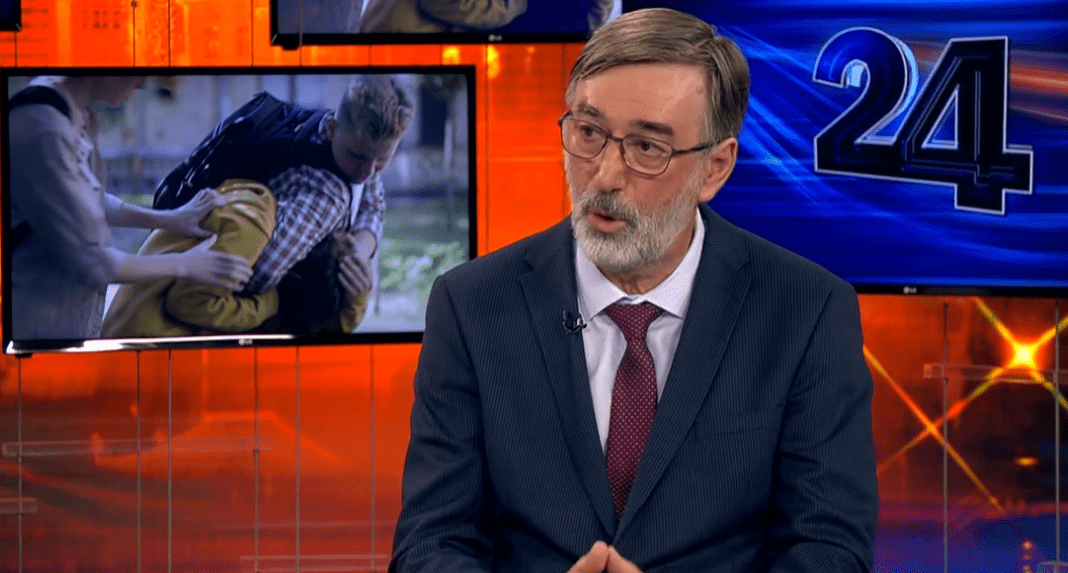 [Video] Minister za izobraževanje v zvezi s primerom romskega nasilneža ...