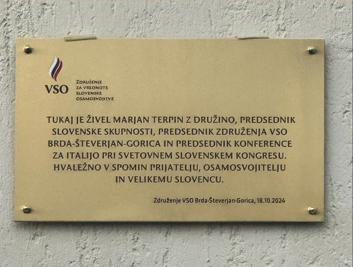 Združenje VSO odkrilo spominsko ploščo v čast osamosvojitelju Marjanu ...