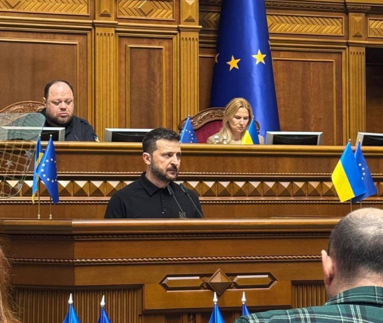 Zelenski je predstavil zmagovalni načrt za Ukrajino | Nova24TV