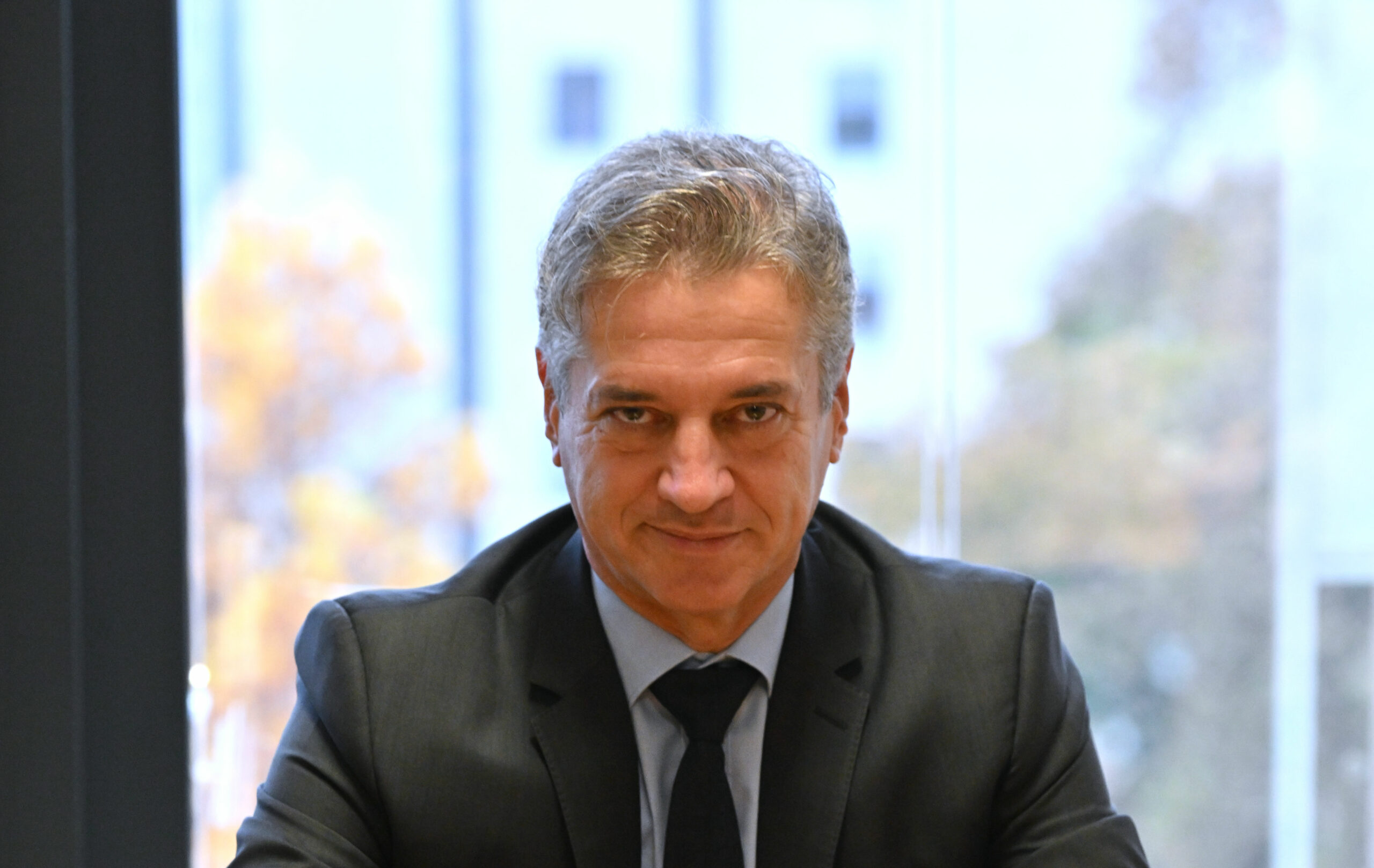 Ali davkoplačevalci plačujejo zaposleno v podjetju predsednika vlade ...