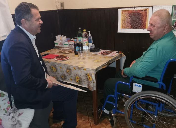 Župan Magyar s sodelavci obiskal socialnovarstveni zavod v Lukavcih | Nova24TV