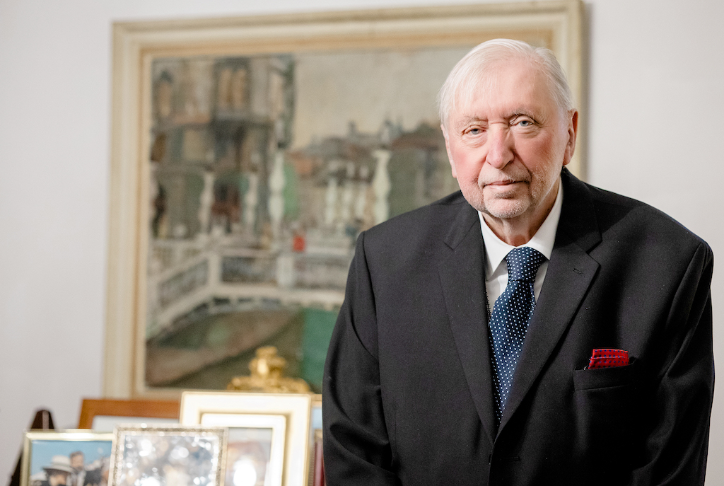 [Prejeli smo] Slovenija bi prej dozorela kot država, če ne bi izganjala ...