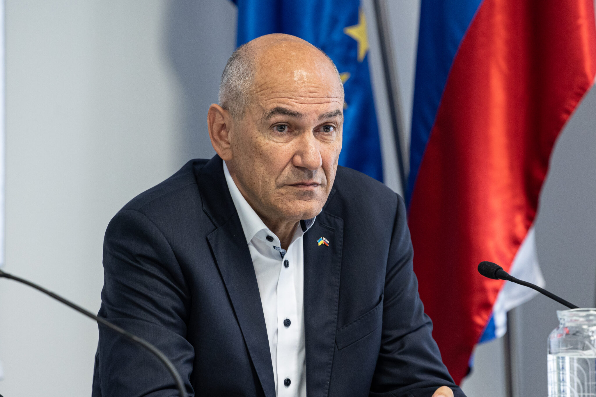 Janez Janša: Zakaj ni stanovanj za mlade in kaj storiti? | Nova24TV