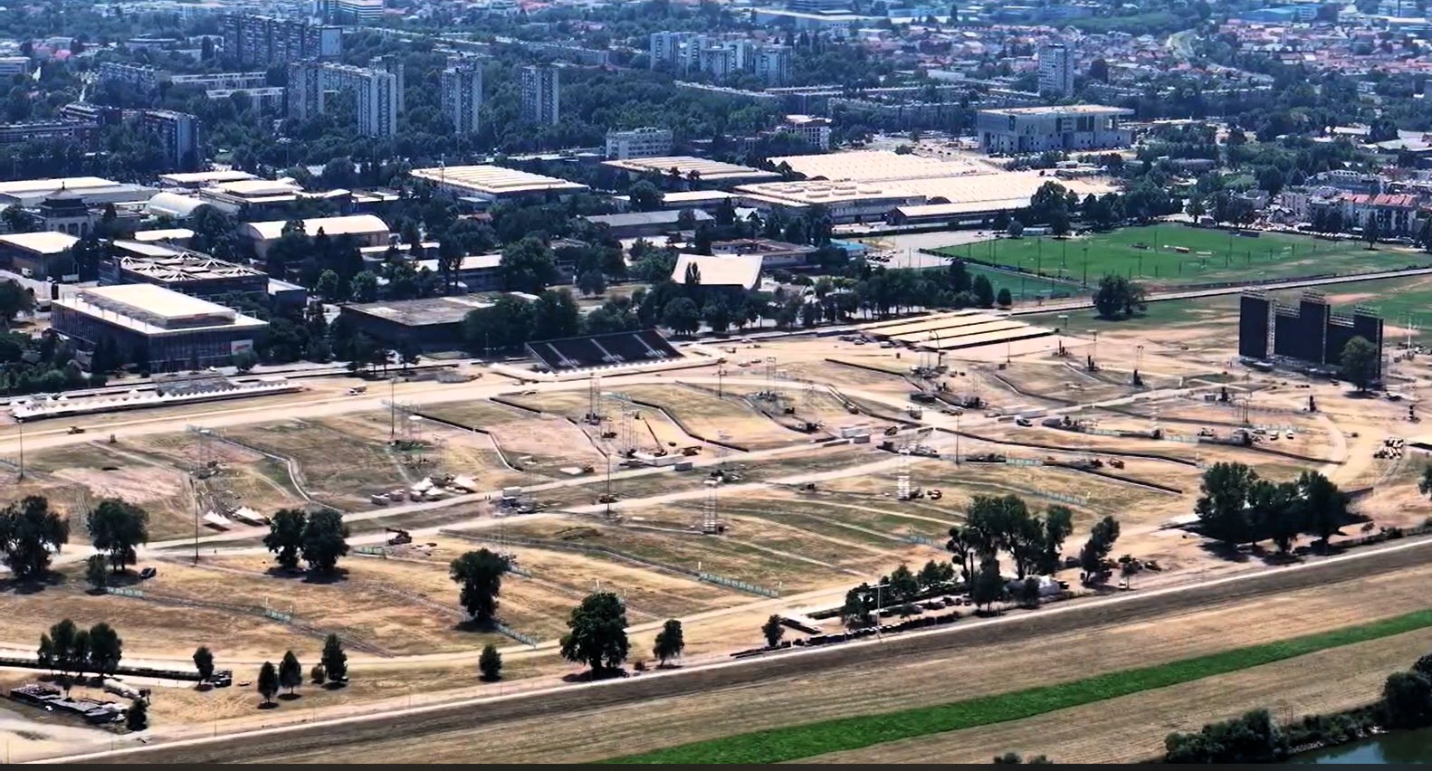 [Video] Zagreb: Priprave na Thompsonov koncert v zaključni fazi | Nova24TV