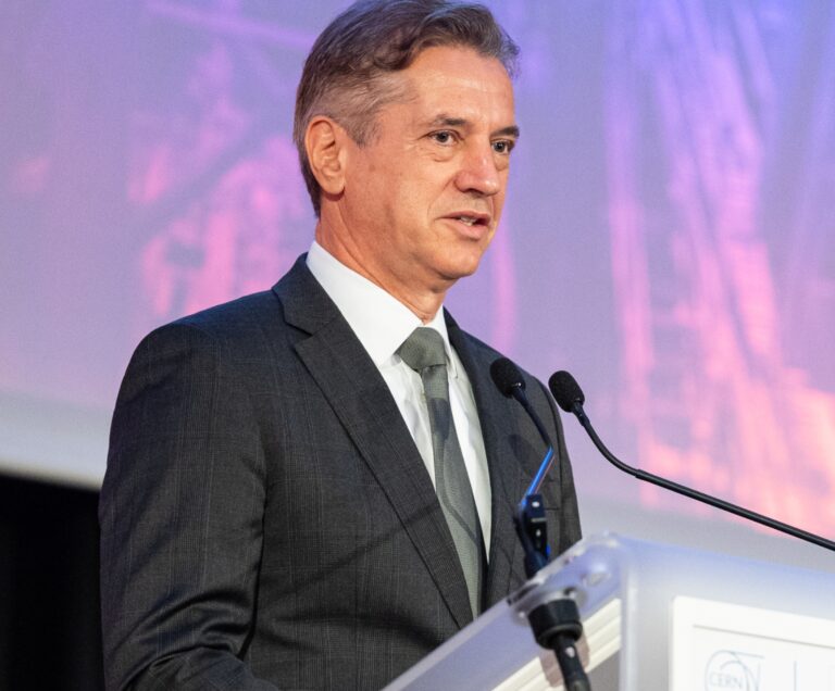 Golob napovedal več stomilijonsko investicijo “v dveh mesecih” – rok je potekel, investicije ni ...