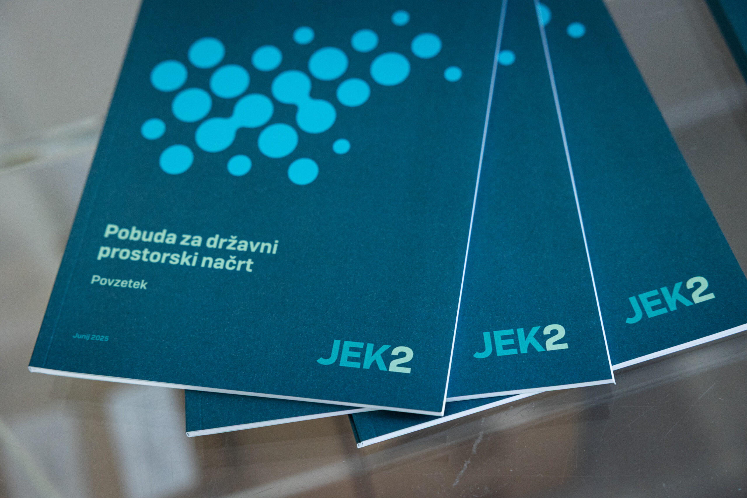 Študiji potrjujeta izvedljivost JEK2, a Golobova vlada projekt še naprej ovira | Nova24TV