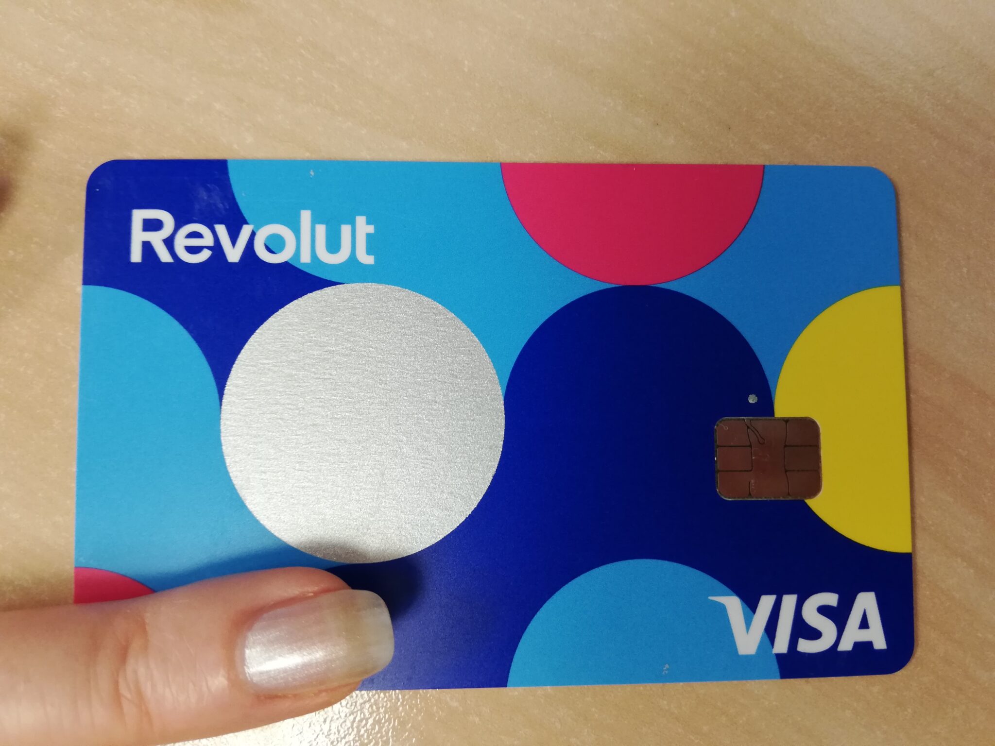 Revolut: Slovenijo je na črni seznam dala banka iz ZDA | Nova24TV