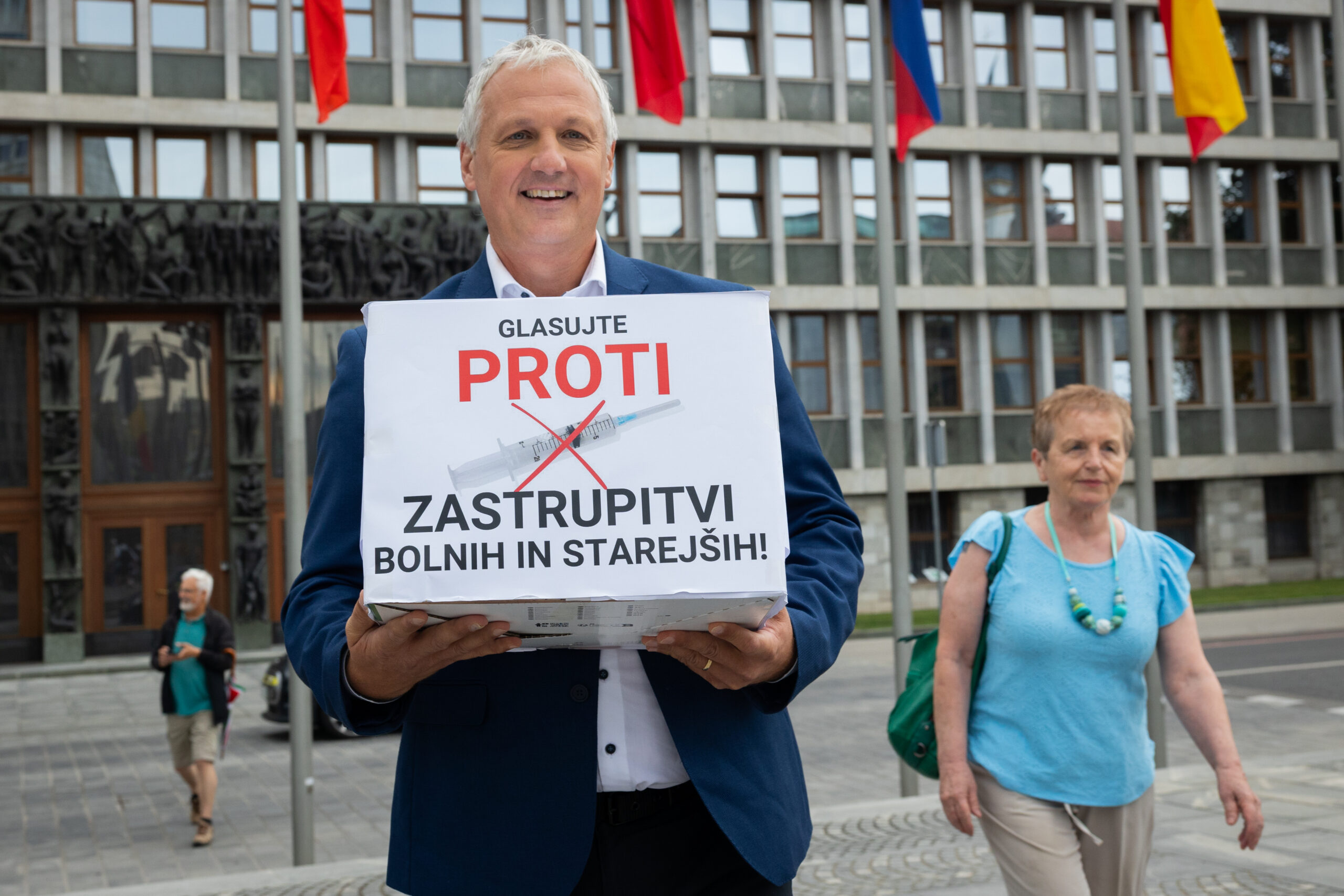 Primc: Če vlada ne razveljavi zakona, naj bo referendum ob volitvah | Nova24TV