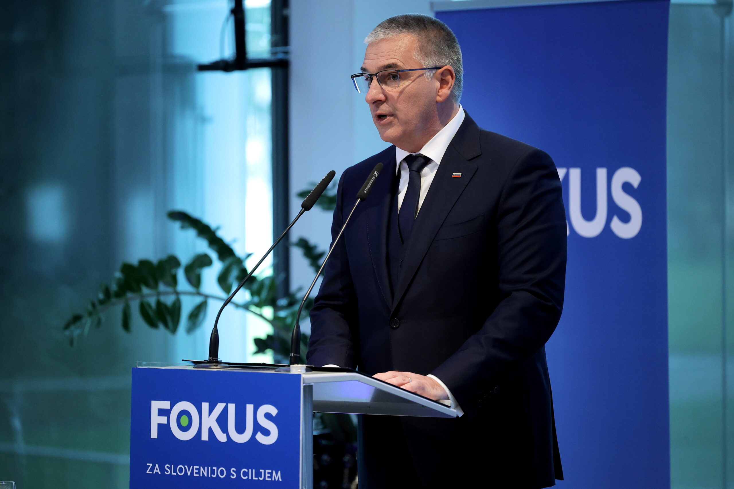 Stranka FOKUS Marka Lotriča poziva vse državljane, naj na referendumu ...