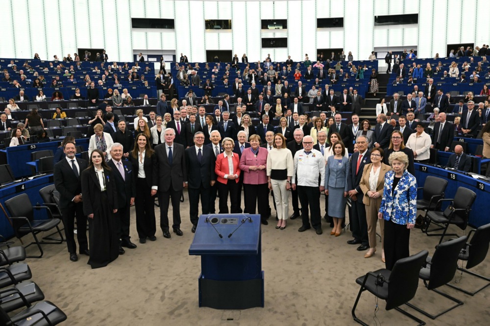 Evropa postaja celina starejših: ali mladi plačujejo račun generacije ...
