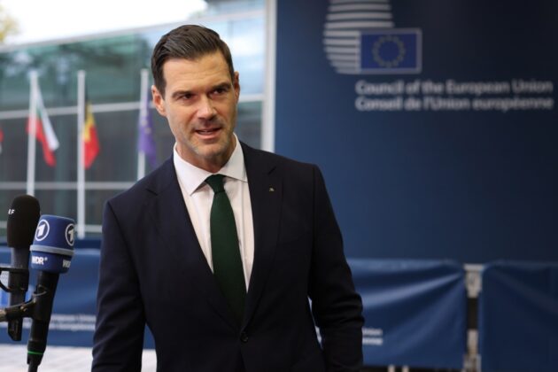 Švedska sprejela zakon za migrante: kdor se bo neustrezno obnašal, bo ...